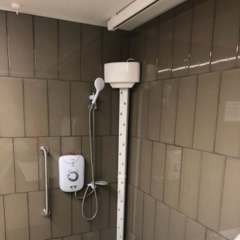 AKW Bathroom Accessories | Heat & Plumb